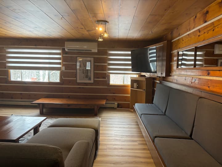 Fully Air-conditioned Throughout The Chalet 
 (L) - Collingwood