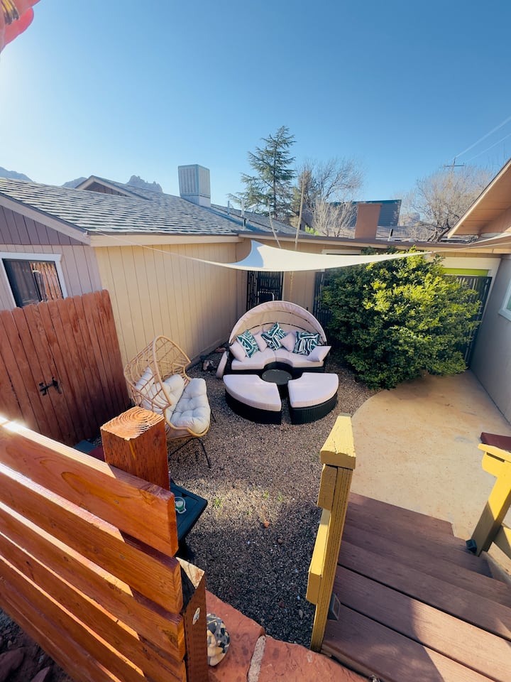 Teal Sky Hideout• Uptown Walkable • King Bed • - Sedona, AZ