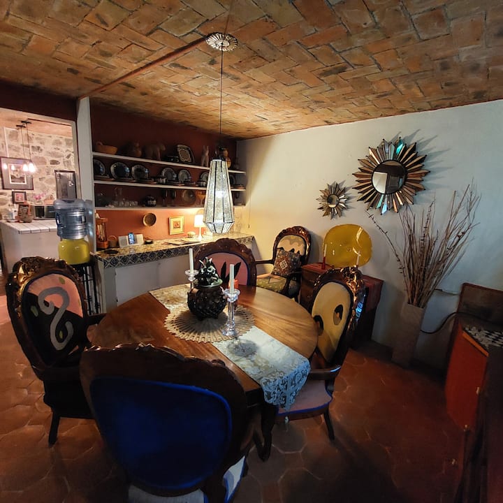 Casa Dorotea's Green Room - San Miguel de Allende