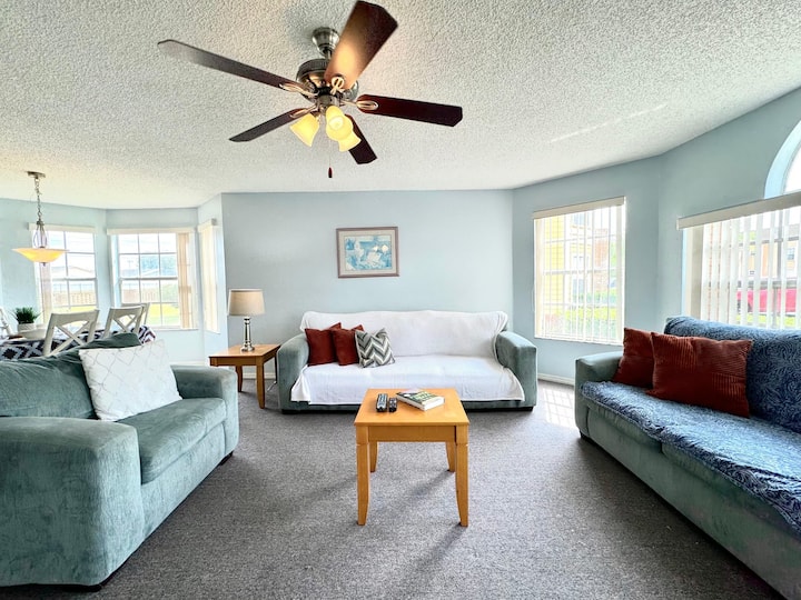 Sweet Retreat Sweetwater Club Condo - Kissimmee