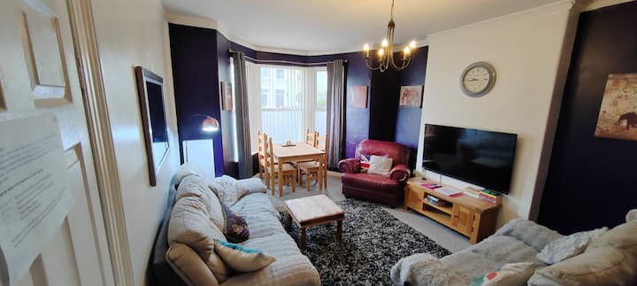 Central Llandudno. Self-catering.pets Welcome. - Llandudno