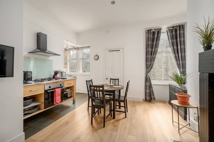 Royal Mile Apartment Edinburgh - Edinburgh