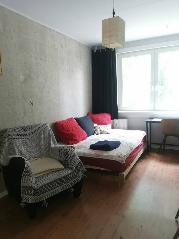 Authentischer Plattenbau - Berlin