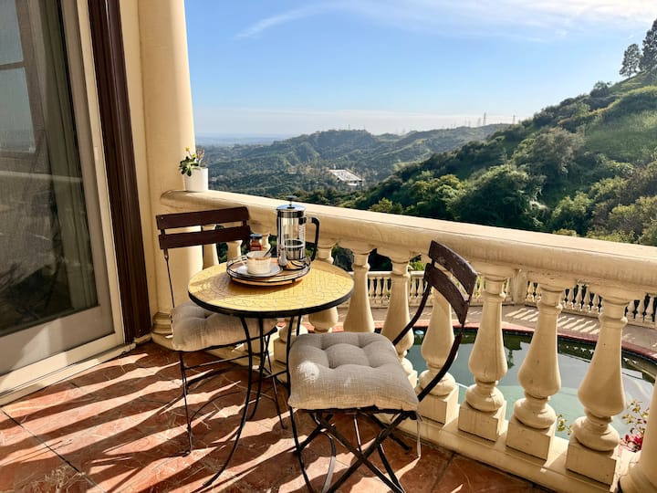 Wake Up To Coffee With Million-dollar Canyon Views - Pasadena, CA