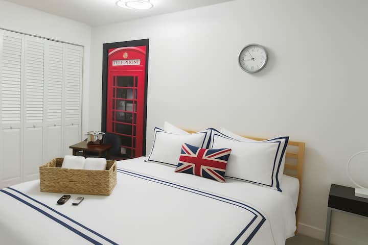 2ppl/top Location/parking/10 Min Airport #2 - Westchester, FL