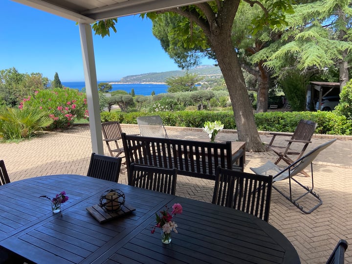 Vue Mer Proxplage,ds Copropriété Familiale, T5 - Cassis
