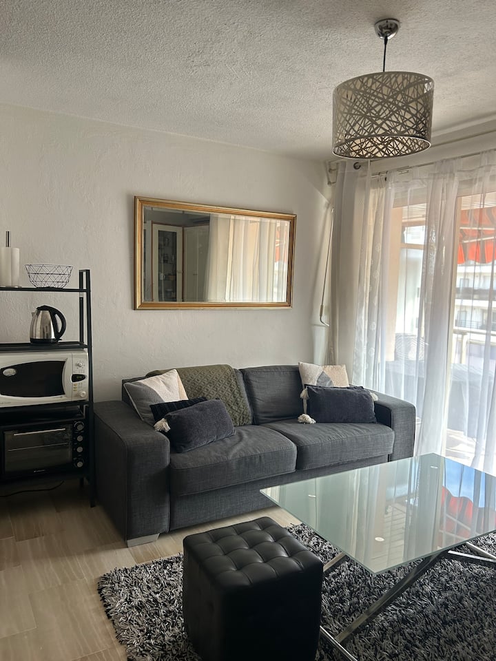 Studio Juan Les Pins  100 M De La Mer Piscine Clim - Antibes