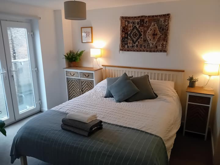 1 Shoreline - St Ives - Sleeps 4 - Parking - Carbis Bay