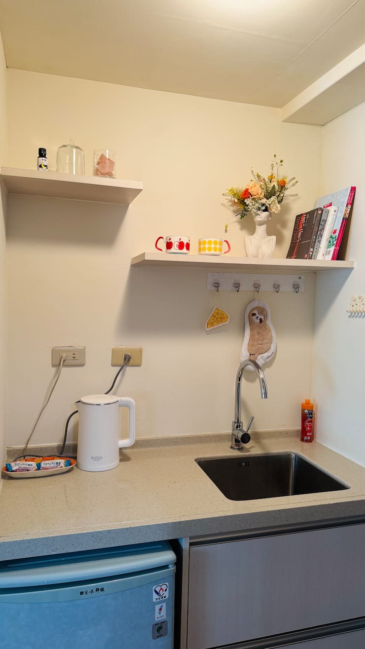 1分鐘審計新村雙人套房심계신촌 1분거리 - Taichung City