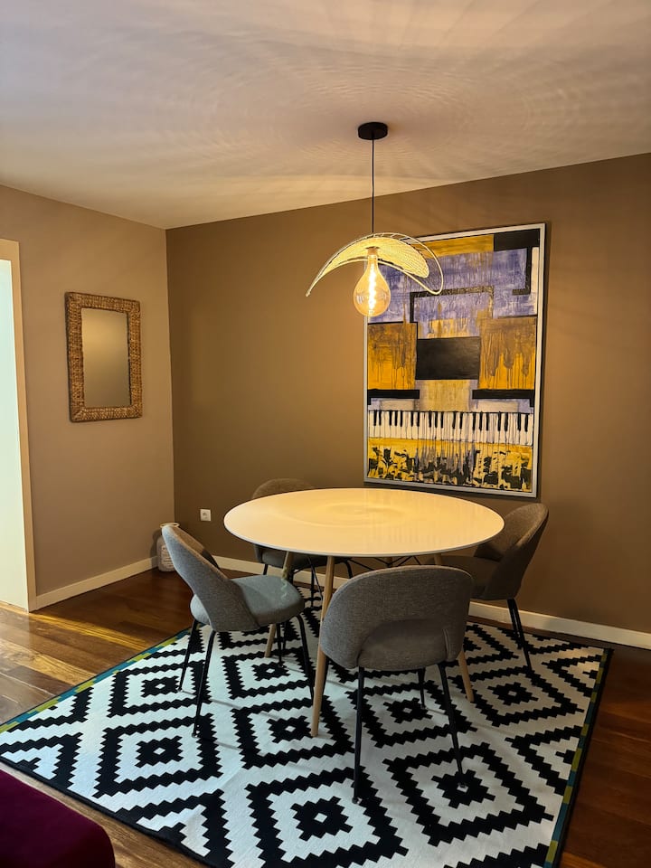 Valentina: A Serene Haven With A Charming Terrace - Porto