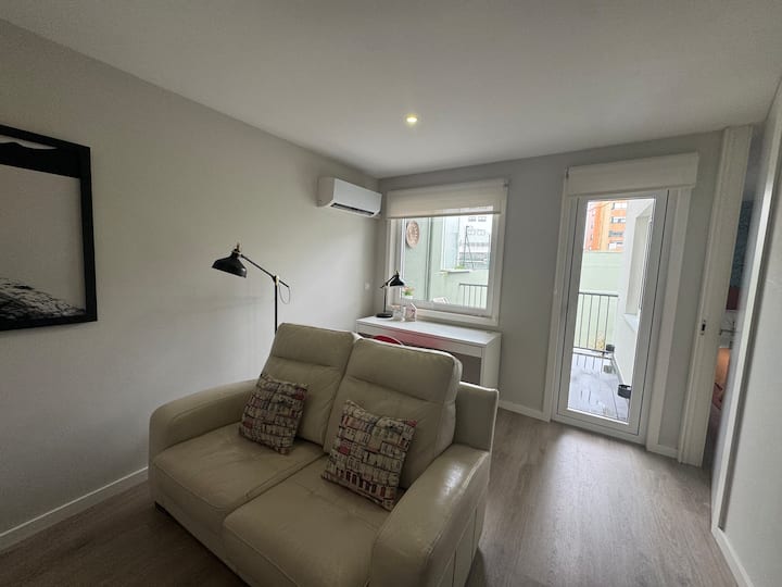 Camélia Apartment Cozy And Central  With Ac - Gondomar