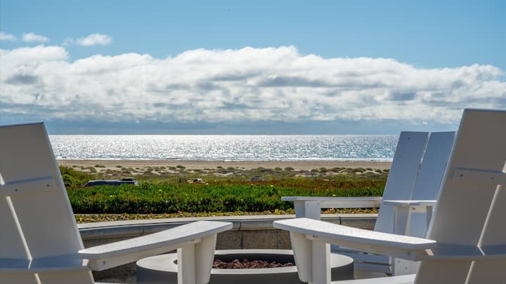 Wake Up To Waves Oceanfront Living Steps From Sand - Morro Bay, CA