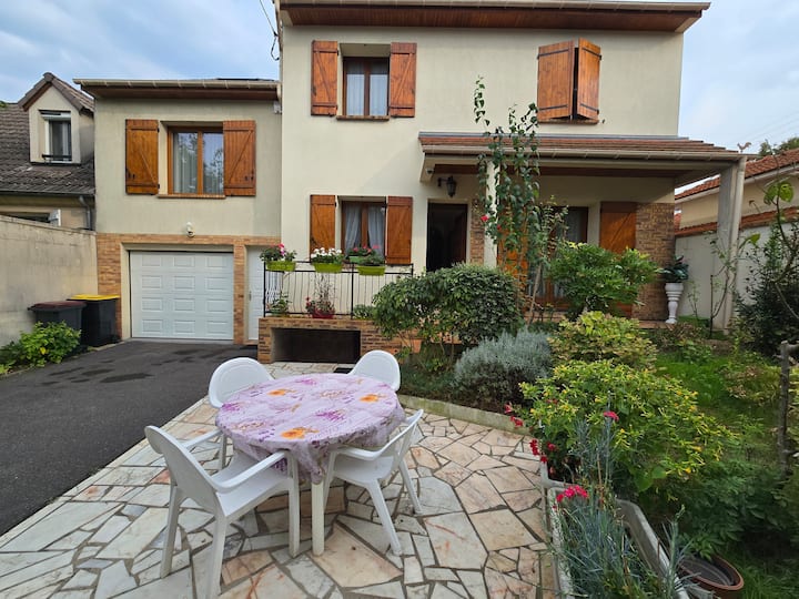 Duplex En Maison Individuelle Avec Jardin Netflix - Savigny-sur-Orge