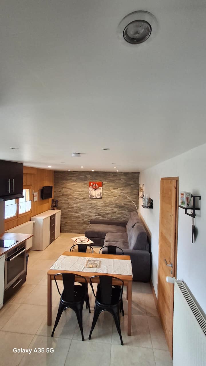 La Telecabine 
3 Lits  4 Personnes - Cluses