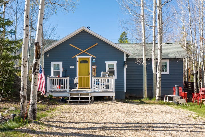 The Little Blue Moose Hideaway - Pet Friendly - Dreamy Cabin - 10 Min To Rmnp - Grand Lake, CO