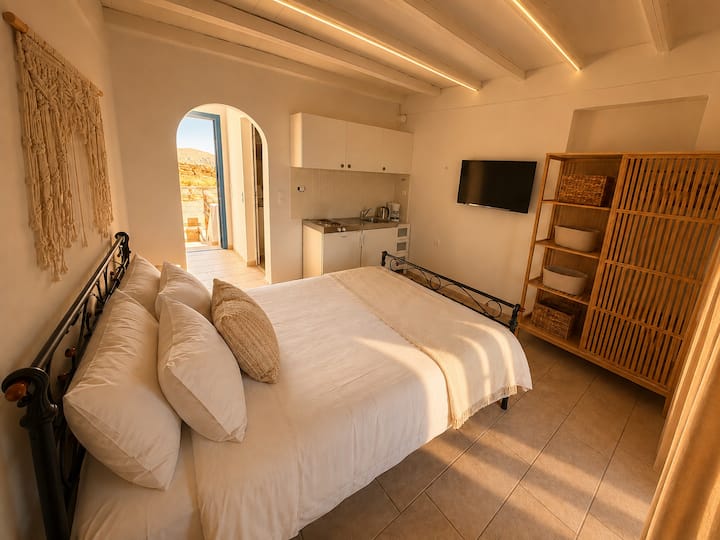 "Thea" 360 Terrace (Beachfront, Wifi-100 Mbps) - Cyclades