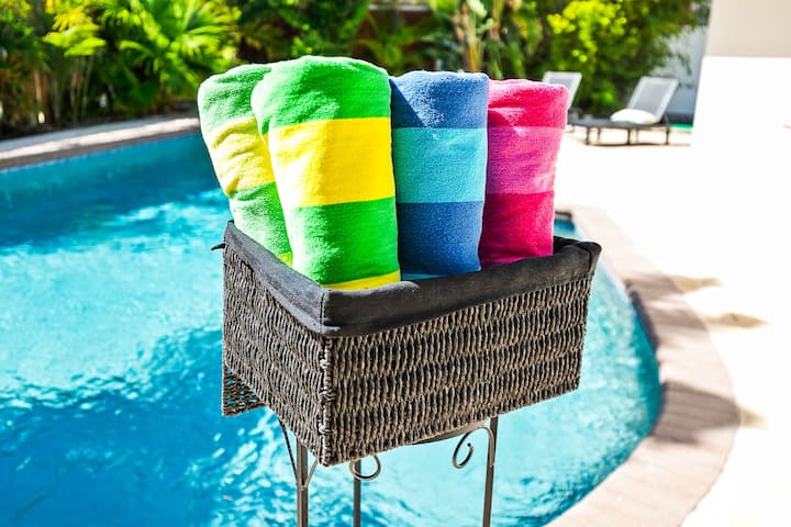 Tropical Oasis - Private Pool - Close Beaches - Bradenton, FL