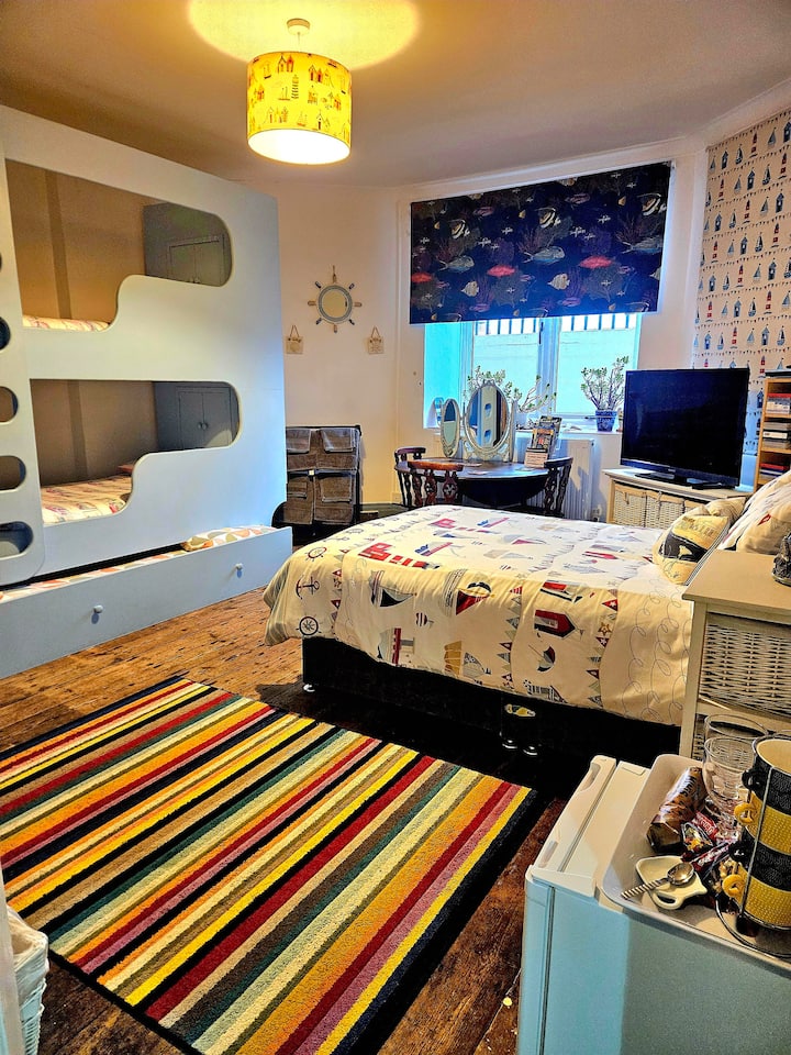 Seafront Accommodation - Hastings