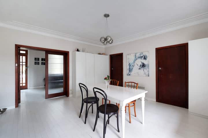 Quiet And Convenient - Hornsby