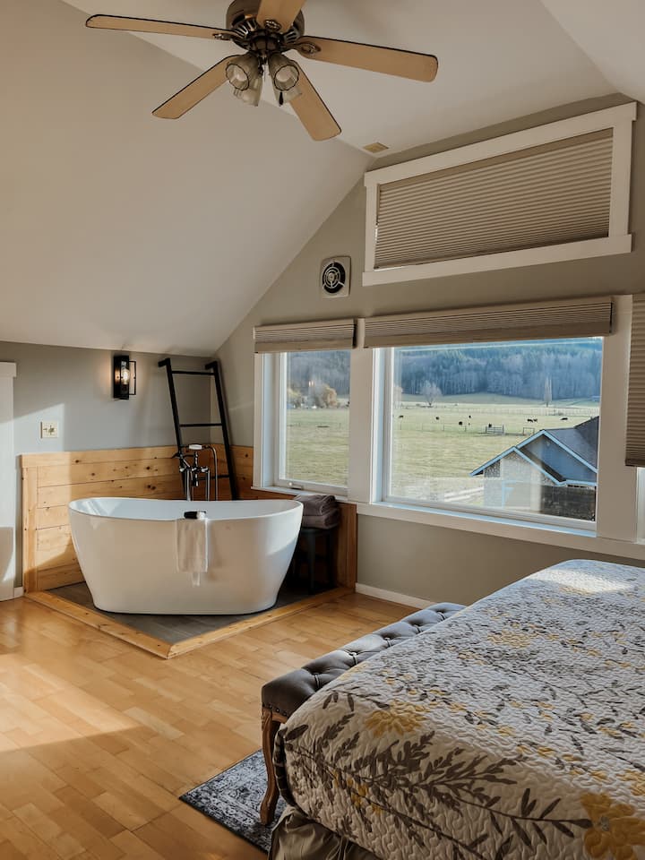 Miller Tree Inn/cullen House - Forks, WA