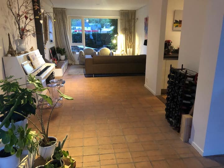Modern Child Friendly House 2 Min Walk To The Lake - Naarden