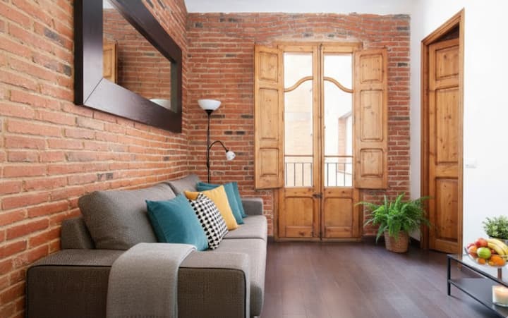 Grand Group Flat: Juste à Côté Sagrada Familia! - Barcelona