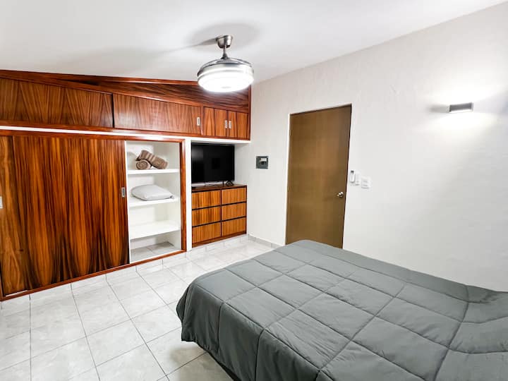 Modern Toronto Suite | Steps From Ado + Wifi - Cancún