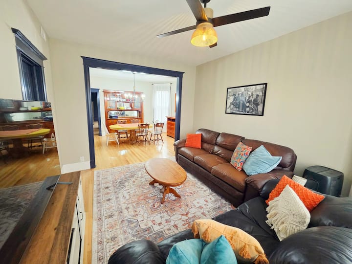 Peoria: Priv. 2br Apt, 6 Mi. South Downtwn Chgo - McKinley Park - Chicago