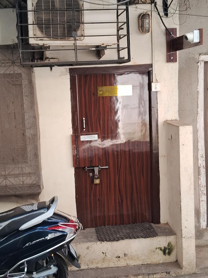 Business Men Ac Homestay Near Airport & Bkc - India