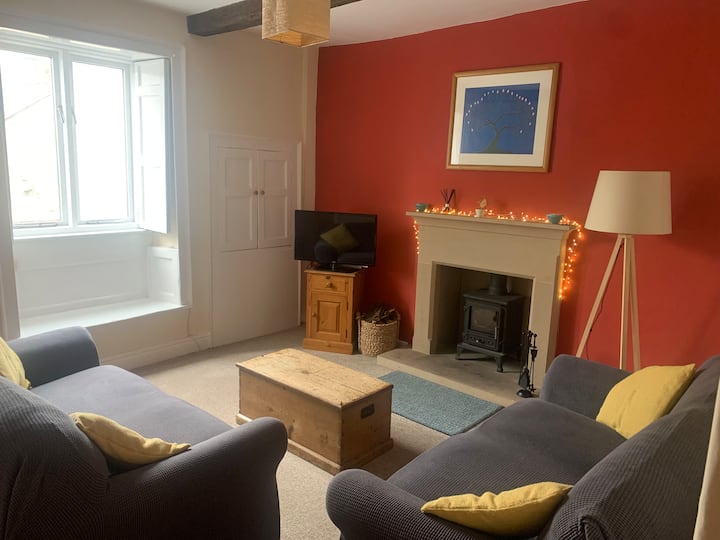 Lawrence Cottage, Spacious And Central Location - Castleton