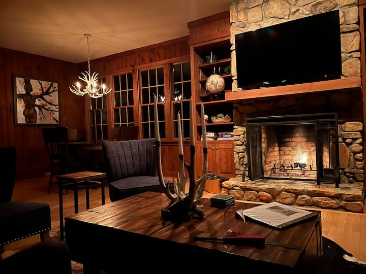 Cozy Lake Lanier Retreat 17 Miles From Tiec - Tryon, NC