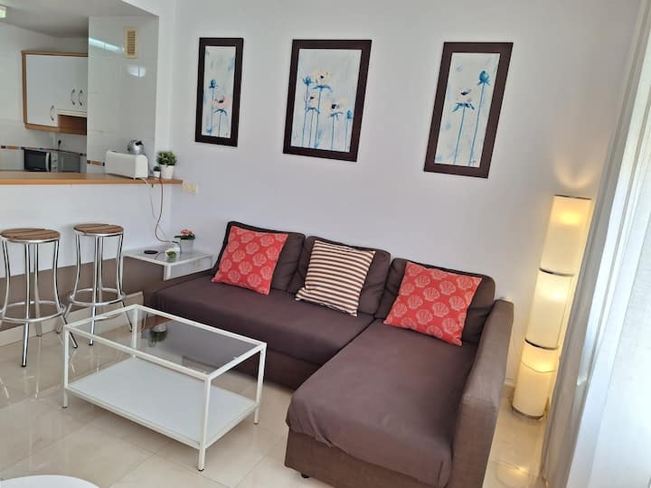 Acogedor Y Céntrico Apartamento Junto A La Playa - Nerja