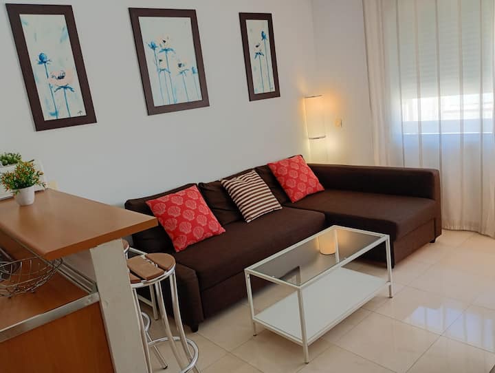 Acogedor Y Céntrico Apartamento Junto A La Playa - Nerja
