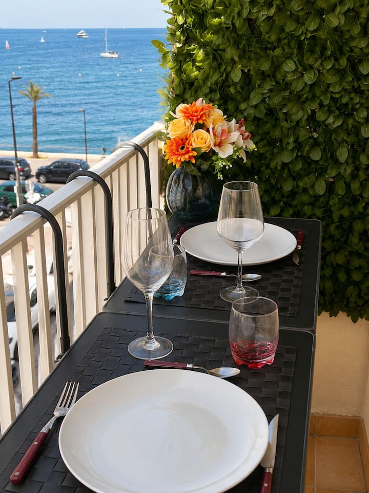 T2 Climatisé Balcon Vue Mer Parking Cap Antibes - Antibes