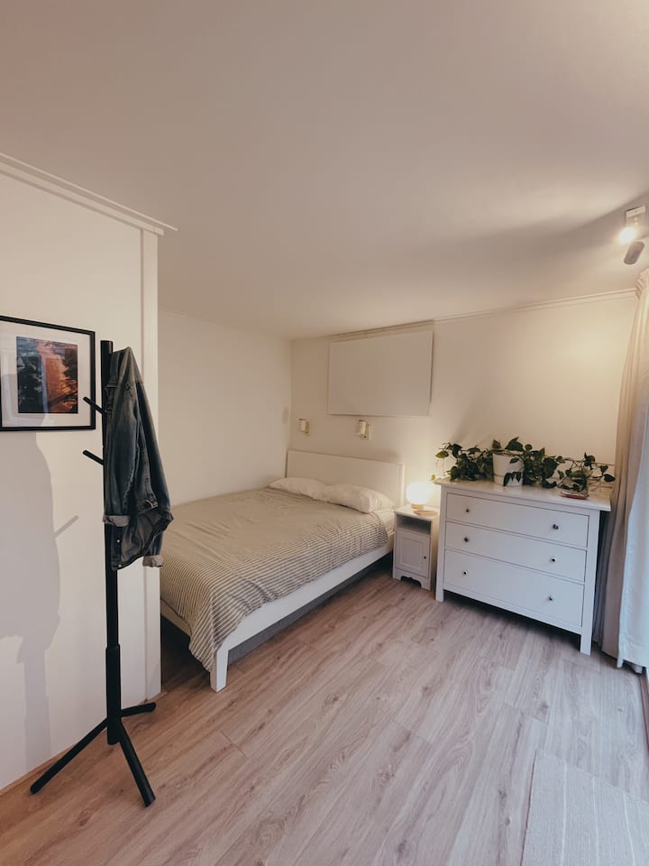 Cosy And Spacious Garden House In De Baarsjes - Amsterdam