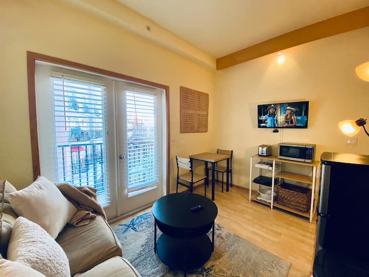 A3 European Village Suite With A View Near Beach - Palm Coast, FL