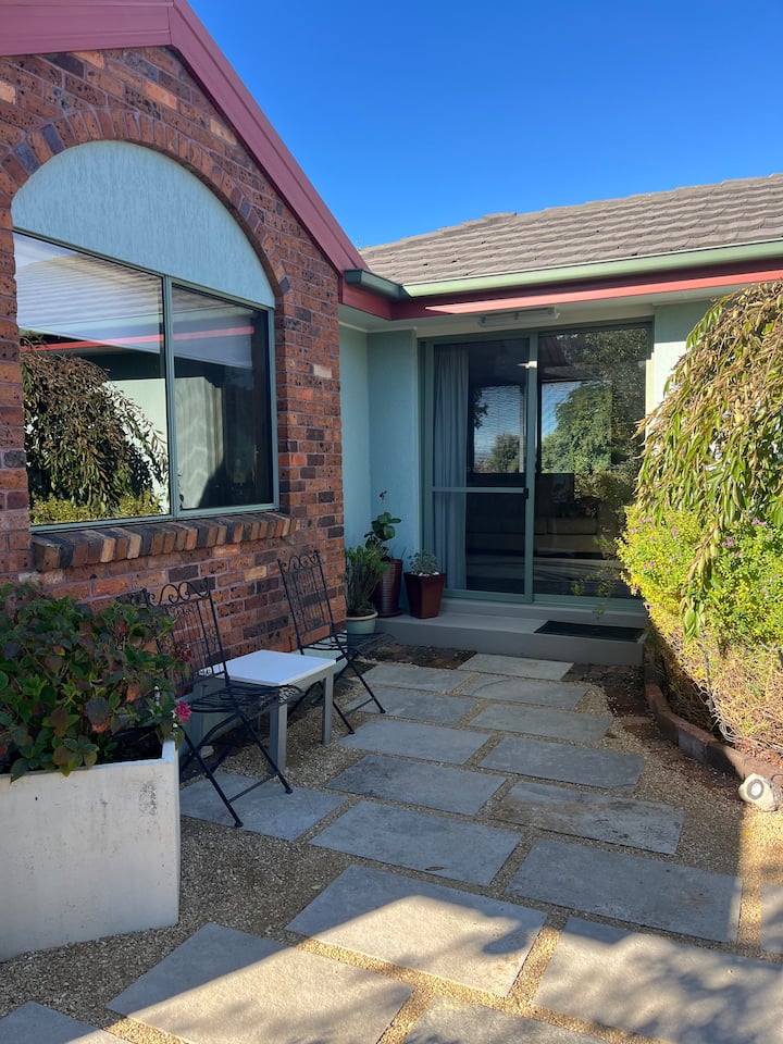 Peaceful Unit Near To Airport & Hobart City - Hobart