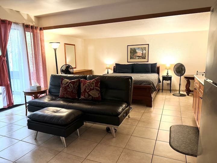 Spacious Apartment In Hilo - Hilo, HI