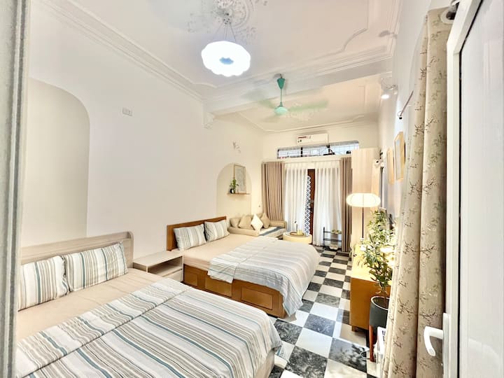 Guest Suite @Streetfood Area 20 Mins To Oldquarter - Vietnam