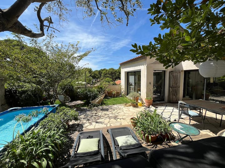Maison Atypique Avec Jardin, Pinède Des Calanques - Ensuès-la-Redonne