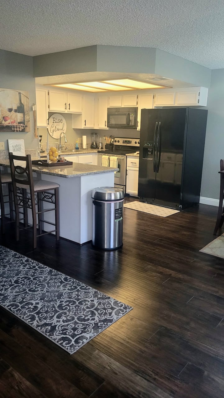 Condo In Summerlin, Close To Everything - Las Vegas, NV