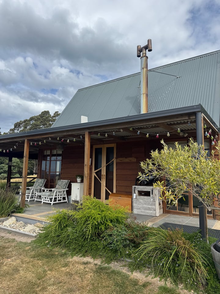 Arrow Brick House - Tasmania