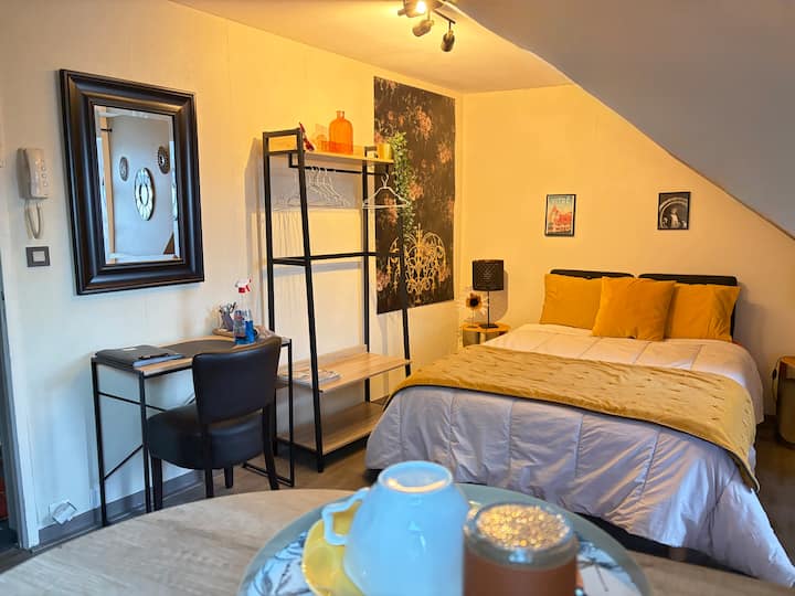 Vitré Centre-ville Emplacement + - Vitré