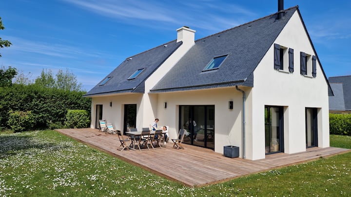 Loue Maison Avec Jardin Proche Plage- Kersaint - Ploudalmézeau