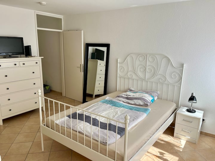 05-very Central Located - Top-studio-apartment - Stuttgart