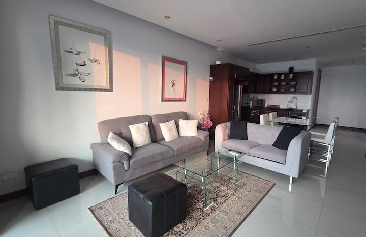 Grand Appartement Au Centre Ville De Pattaya - Pattaya City