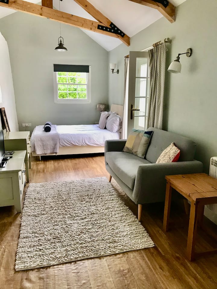 Lowarth Lodge - Camborne
