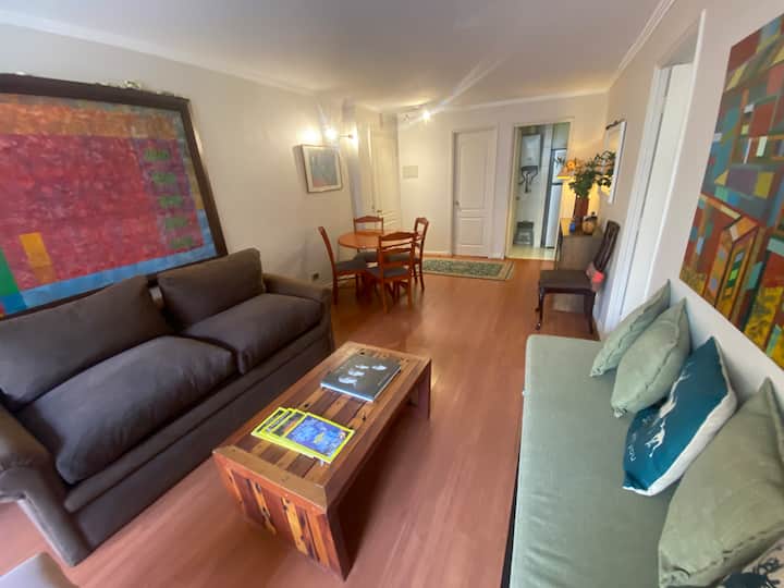 Departamento Con Perfecta Ubicación. Metro El Golf - Las Condes