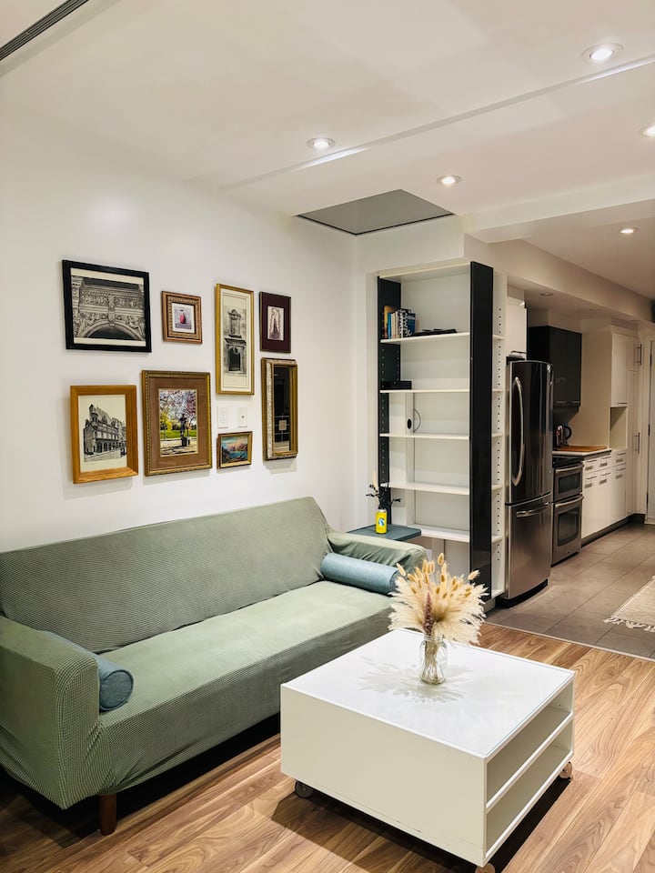 Plateau Mont-royal, Le Ismat - Montreal