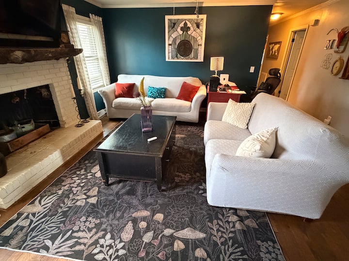 Cozy Ranch Retreat•1 Mile To Dt Greer•sleeps 8 - Greer, SC
